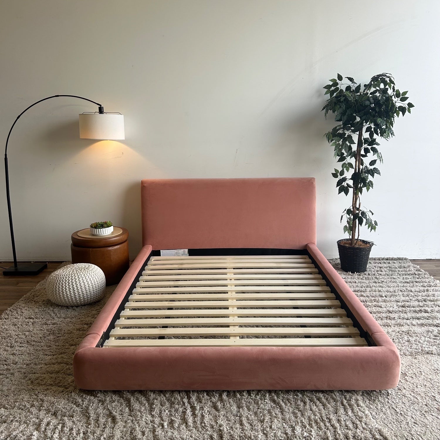 Interior Define Kaleb Queen Bed In Pink Performance Plush Velvet ...